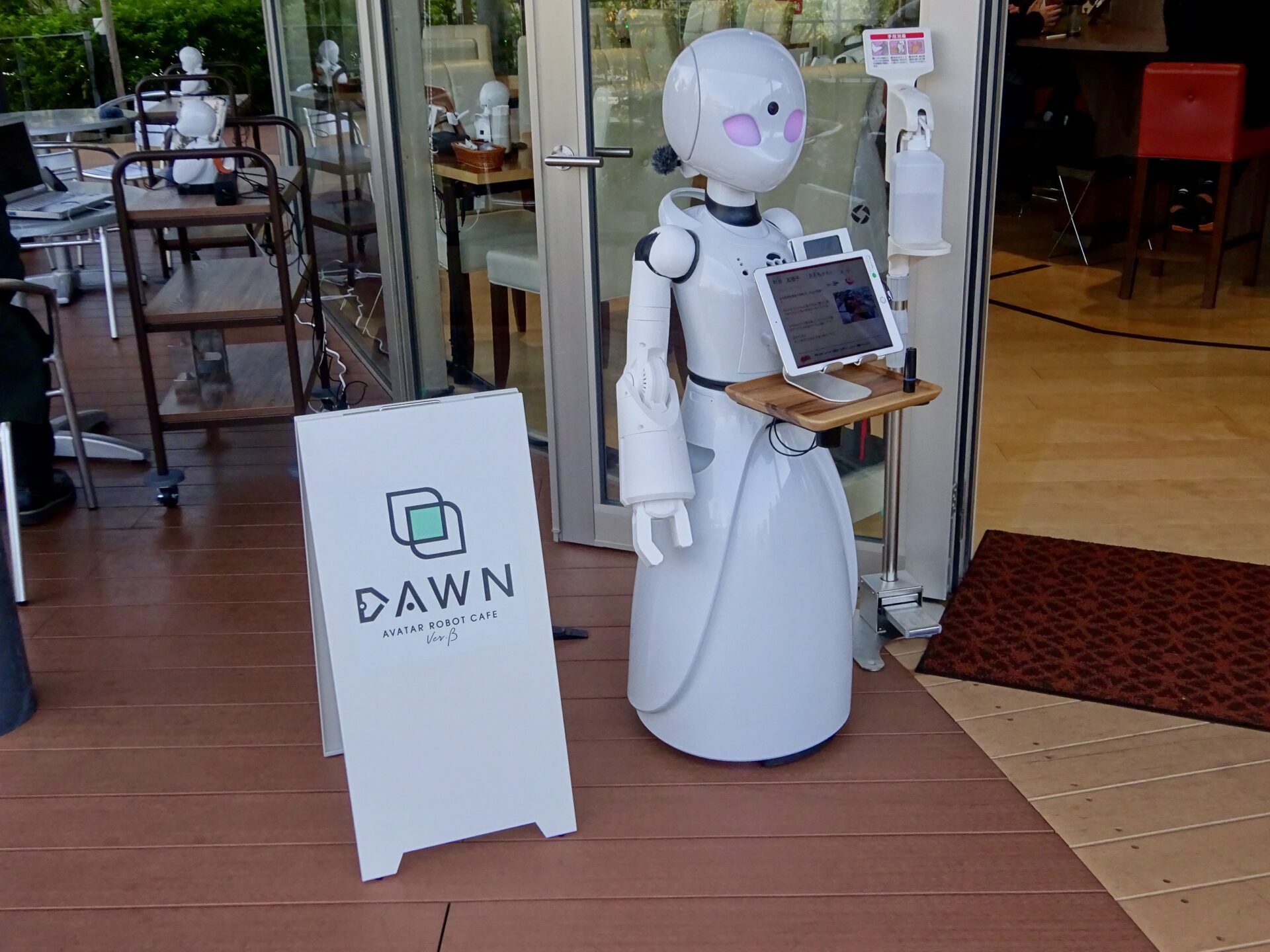 【分身ロボットカフェ】DAWN ver.β in Fukuoka 期間限定キャラバンに行ってみた｜うちにはアザラシがいます